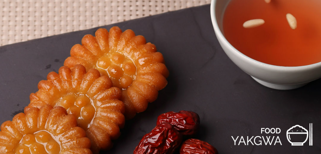 [Friday Food] Yakgwa — UnitedKpop